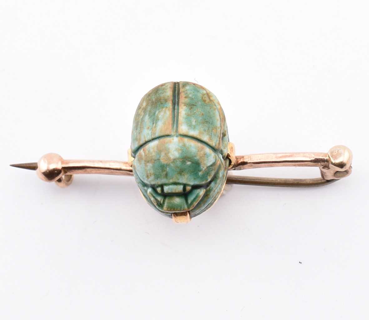 Lot 168 - 14CT GOLD SCARAB BEETLE BROOCH PIN