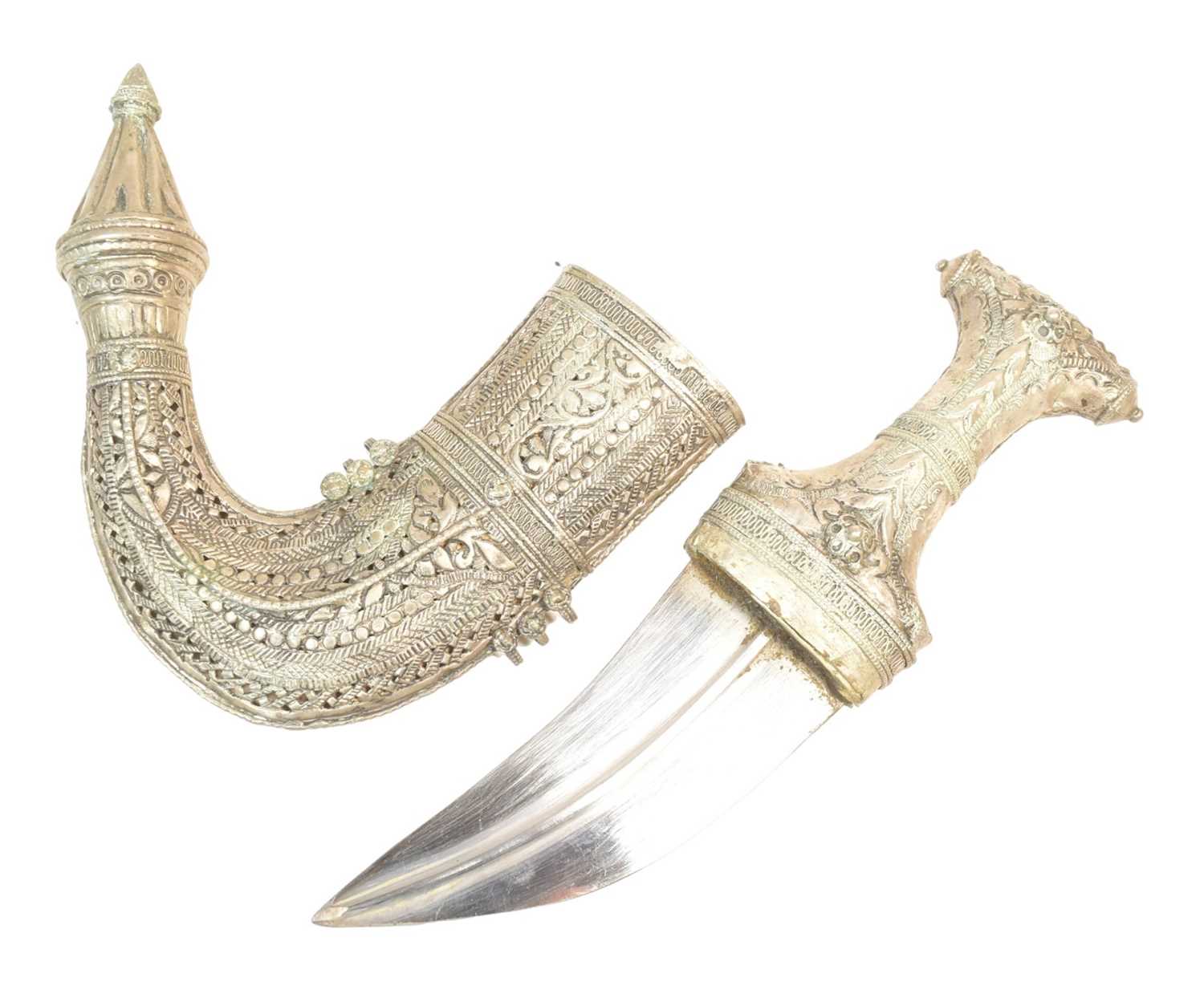 Lot 188 - EARLY 20TH CENTURY MIDDLE EASTERN YEMENI