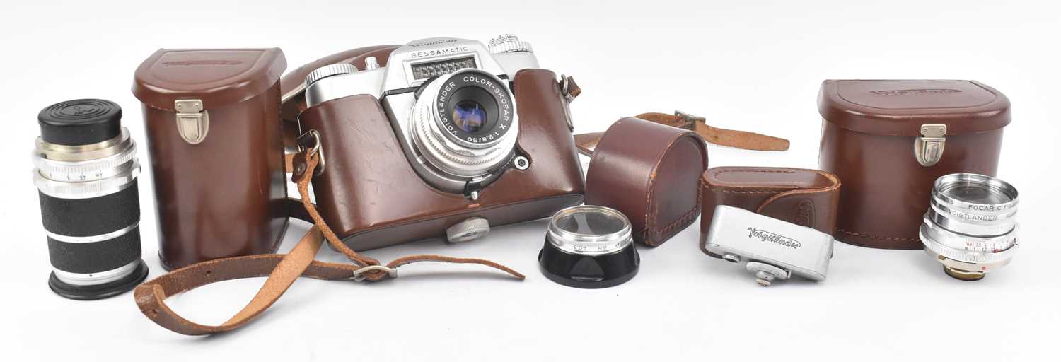 Lot 44 - VINTAGE CAMERAS. MID CENTURY VOIGHTLANDER
