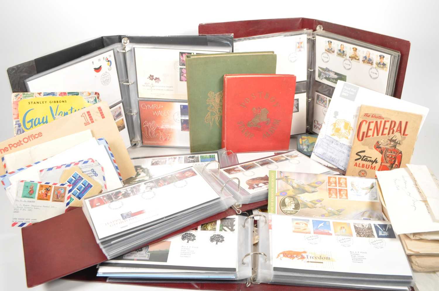 Lot 516 - LARGE COLLECTION OF BRITISH & FOREIGN STAMPS