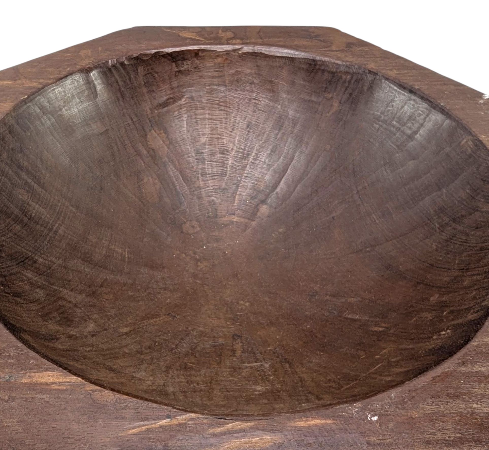 Lot 598 - LARGE FIJI HARDWOOD TANOA FAI'AVA KAVA BOWL