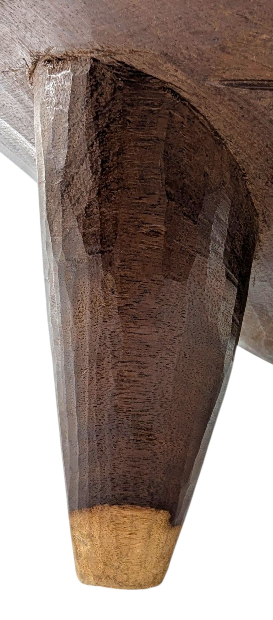 Lot 598 - LARGE FIJI HARDWOOD TANOA FAI'AVA KAVA BOWL